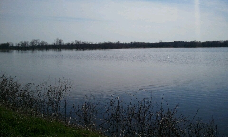 Strathroy Sewage Treatment Lagoon, Pike Rd, Adelaide Metcalfe, ON ...
