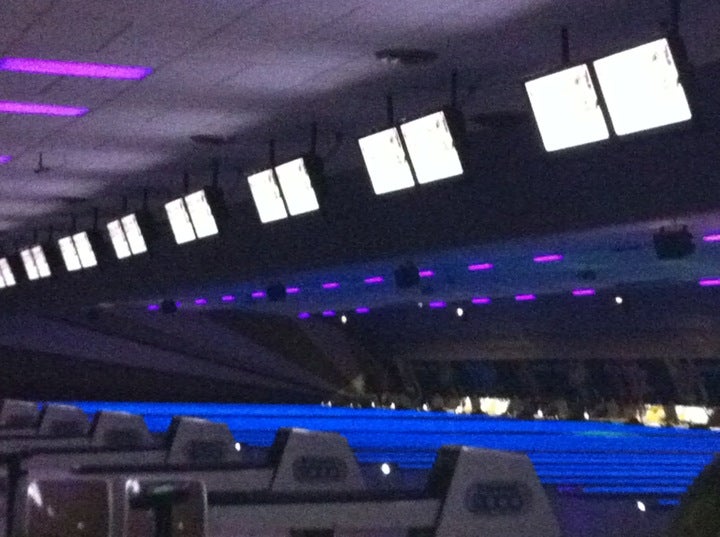 AMF Brookgate Lanes, 14950 Snow Rd, Brookpark, OH, Bowling Centers ...