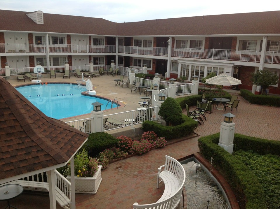 Roseville, MI Map & Directions - MapQuest