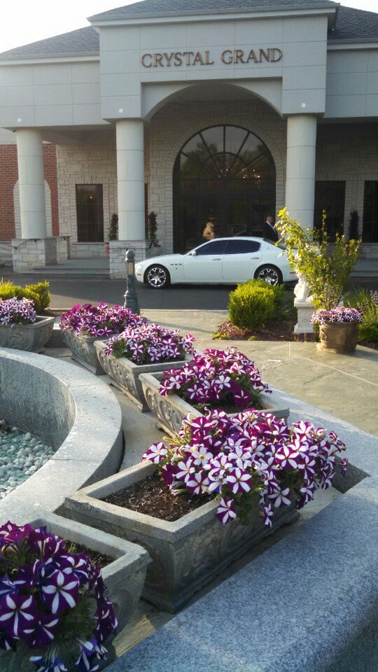 Crystal Grand Banquets, 12416 Archer Ave, Lemont, IL, Music ...