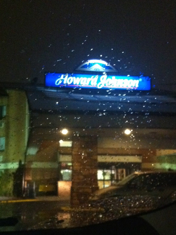 Howard Johnson By Wyndham Newark Airport, 20 Frontage Rd, Newark, NJ ...