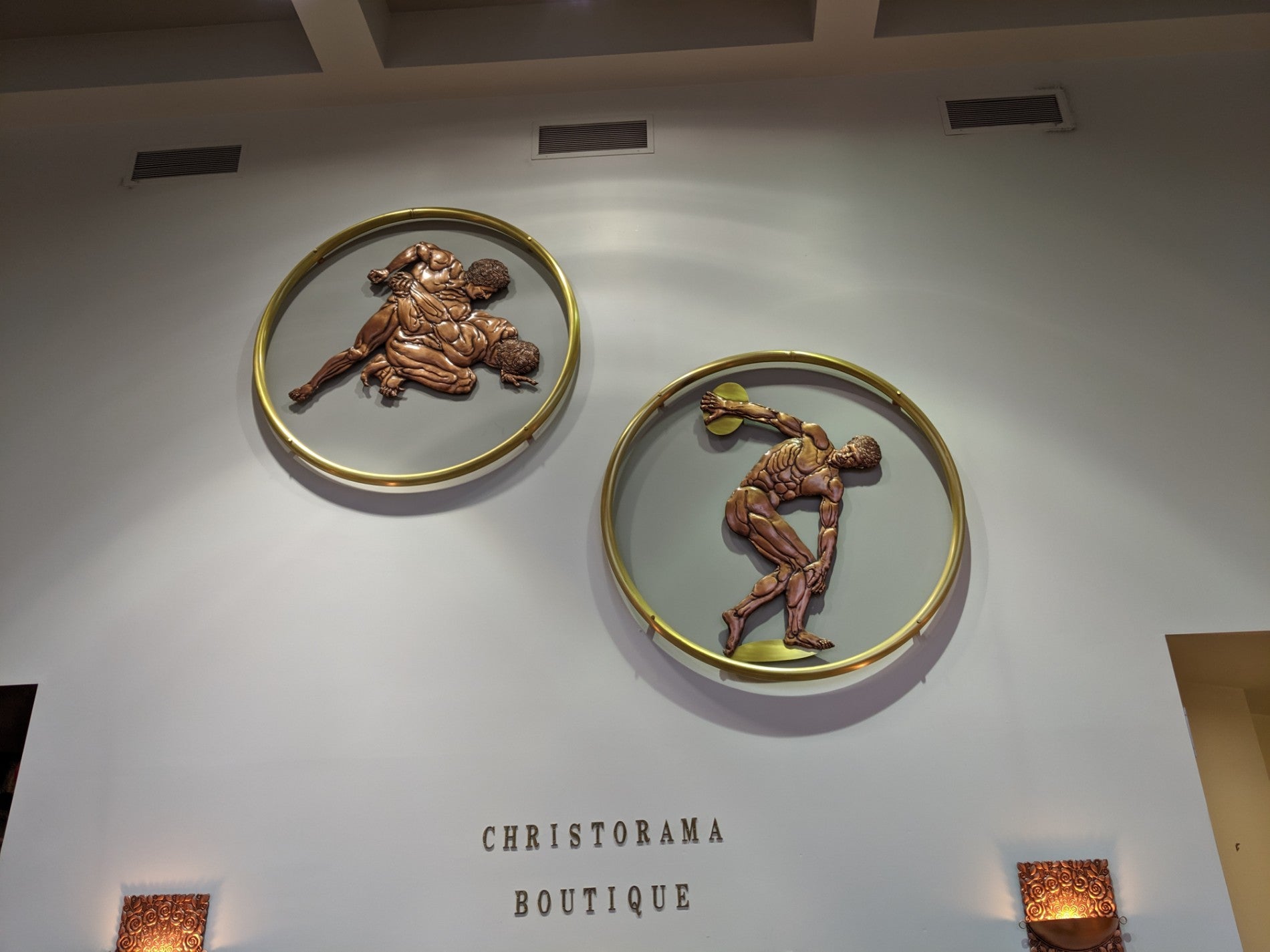 Albert Gilles Copper Art & Museum, 7450 Boulevard Ste-Anne, Château ...