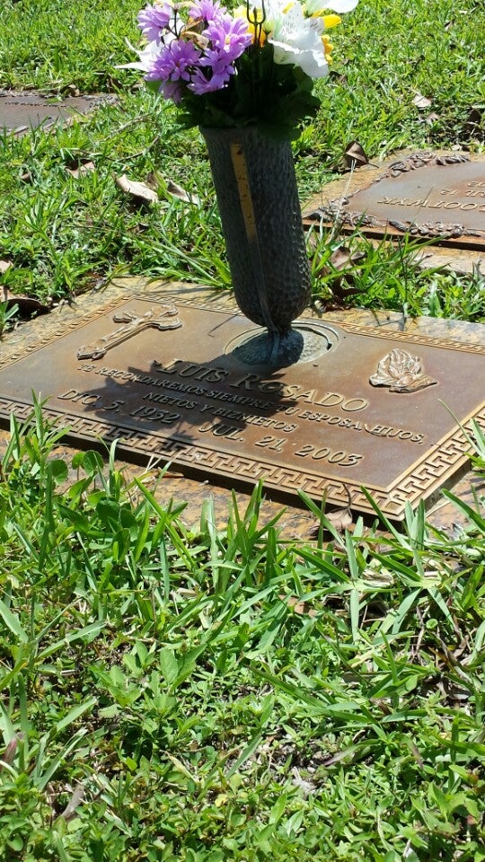 Southern Memorial Park, 15011 W Dixie Hwy, Miami, FL, Cemeteries - MapQuest