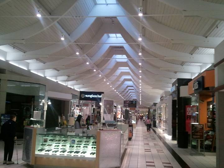 Auburn Mall, 385 Southbridge St, Auburn, MA, Retail Shops - MapQuest