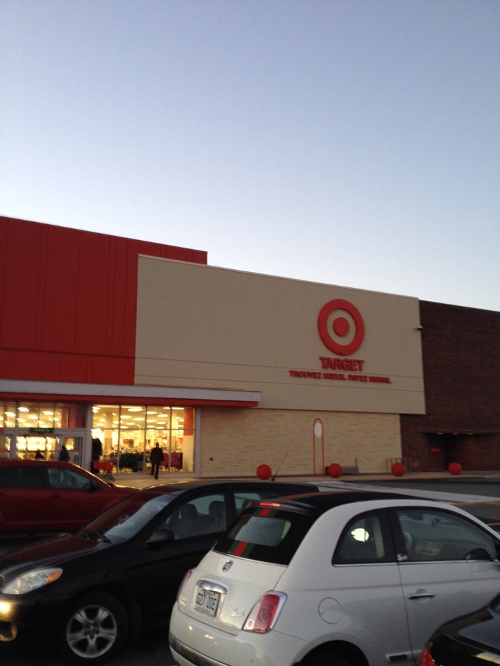 Target, 3275 Blvd de la Cote-Vertu, Saint-Laurent, QC - MapQuest