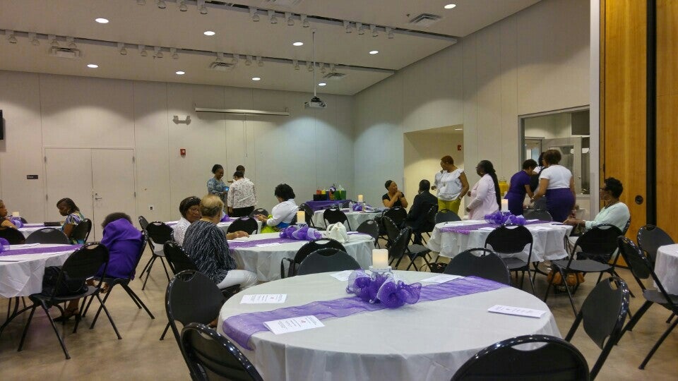 Mattie Nash-Myrtle Davis Park, 3710 N Hampton Rd, Dallas, TX ...