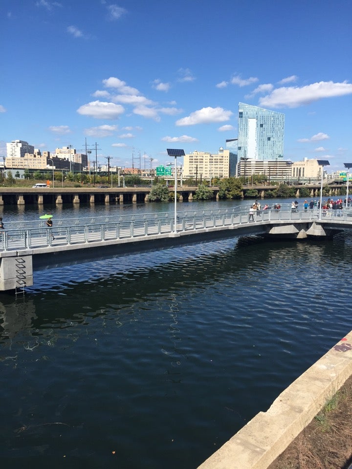 Schuylkill Banks Boardwalk, Philadelphia, PA, Trail - MapQuest