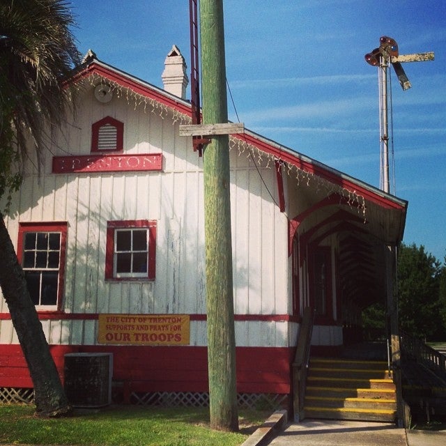 Bell, FL Map & Directions - MapQuest