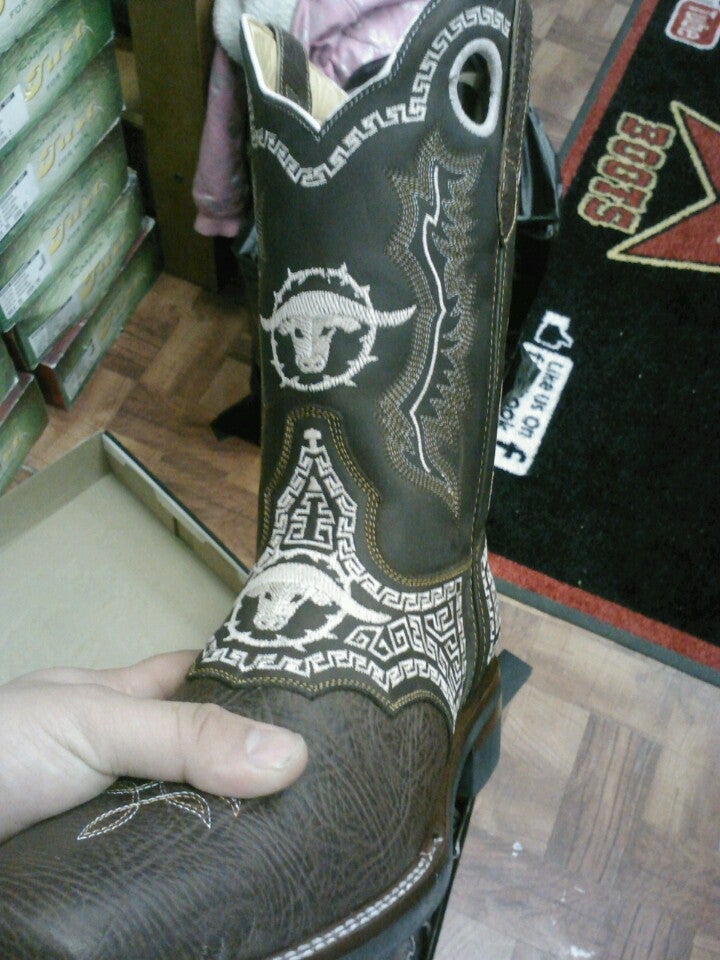 Elgin Shopping Mall, 308 S McLean Blvd, Elgin, IL, Retail Shops - MapQuest