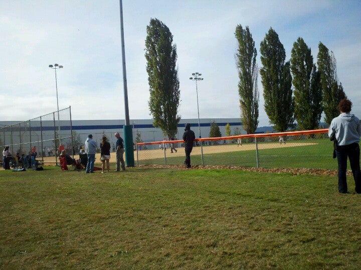 Delta Park Softball Fields, Portland, OR, Sports - MapQuest