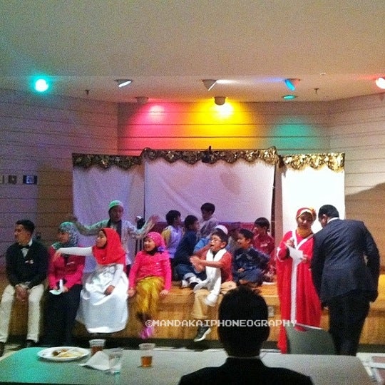 Meadowvale Community Centre, 6655 Glen Erin Dr, Mississauga, ON - MapQuest