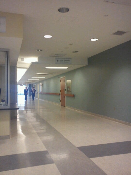 Lakeridge Health Ajax Pickering, 580 Harwood Ave S, Ajax, ON, Hospitals ...