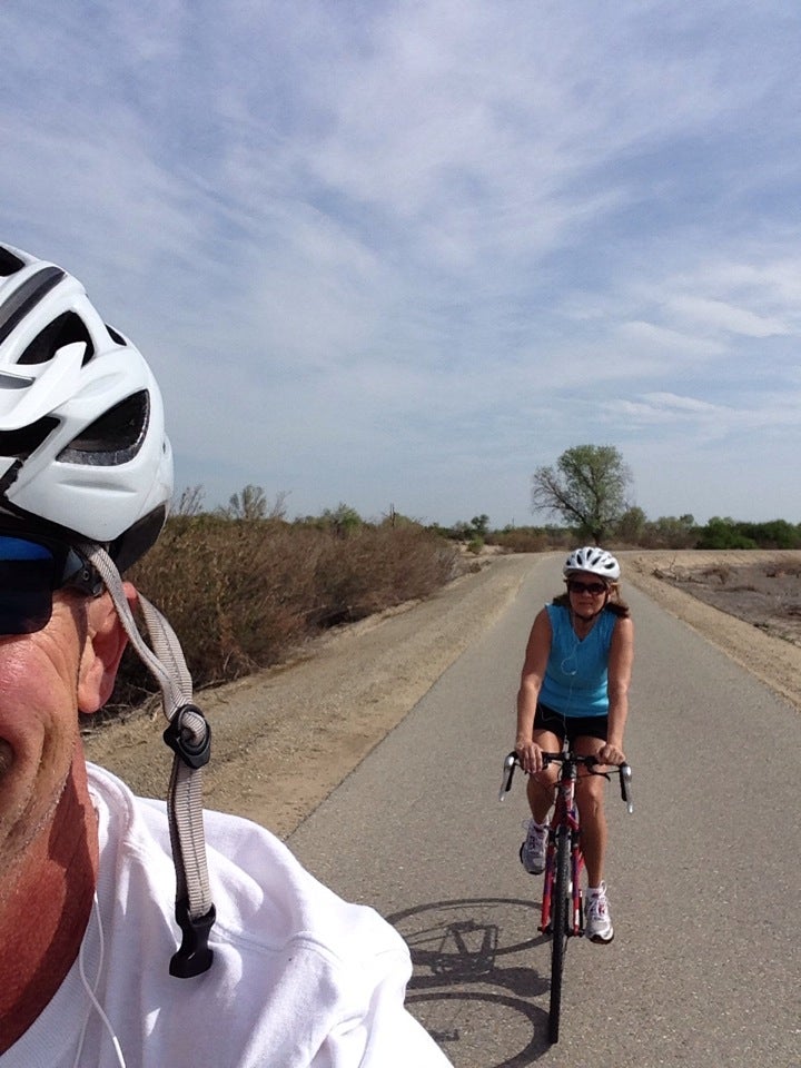 Kern River Bike Path West Extension, Bakersfield, CA, Trail - MapQuest
