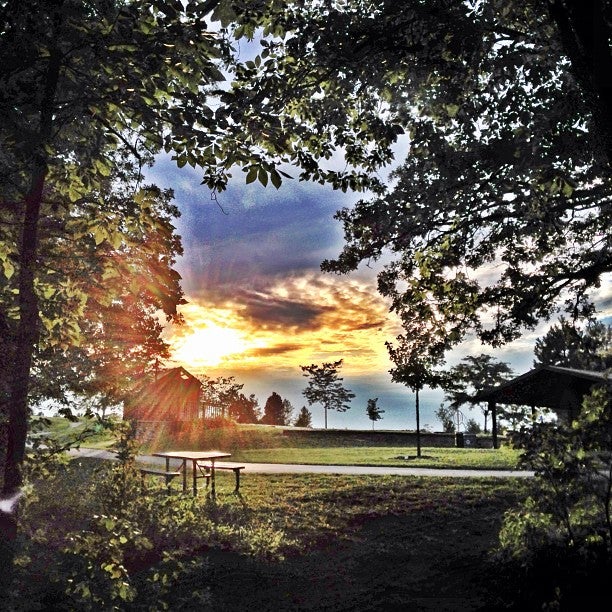 Quail Ridge Park, 5501 Quail Ridge Pkwy, Wentzville, MO, Parks - MapQuest