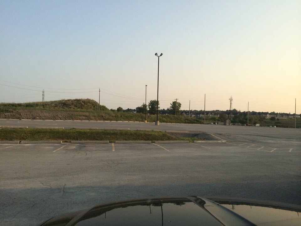 Durham College-Whitby Campus, 1610 Champlain Ave, Whitby, ON, Book ...