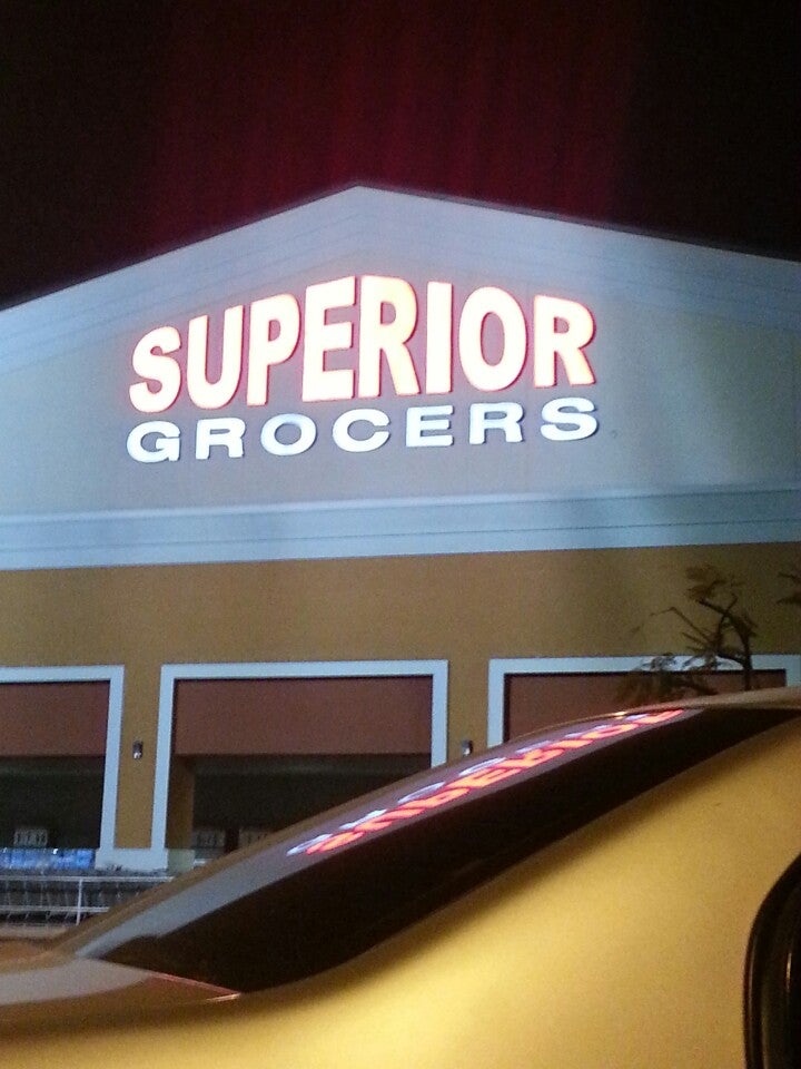 Superior Market Logo