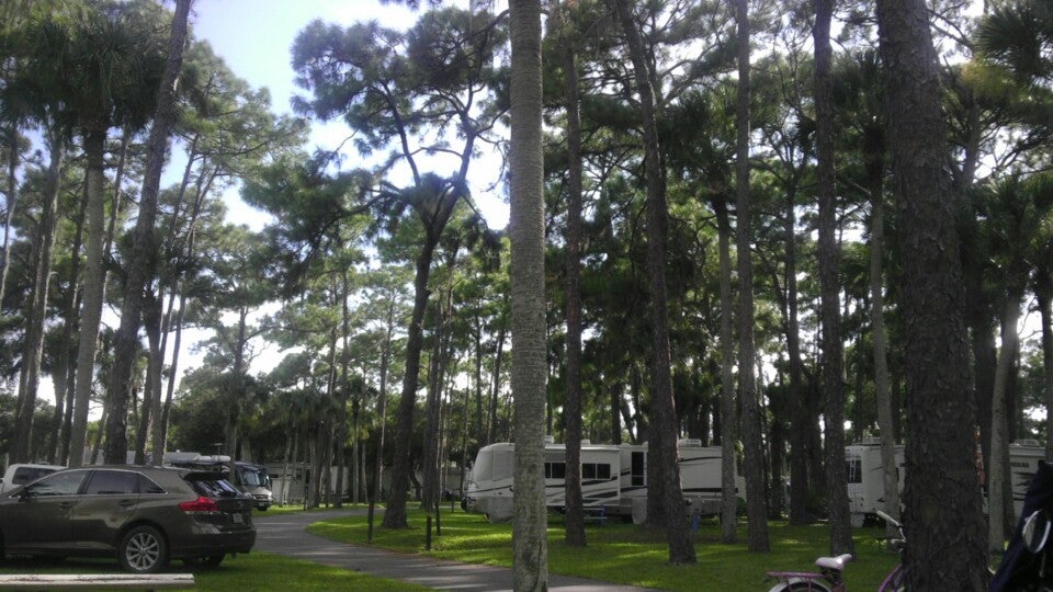 Royal Coachman RV Resort, 1070 Laurel Rd E, Nokomis, FL, Campgrounds ...