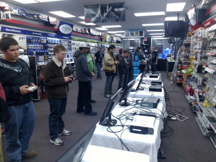 Gamestop, 3453 Cleveland Ave, Columbus, OH - MapQuest