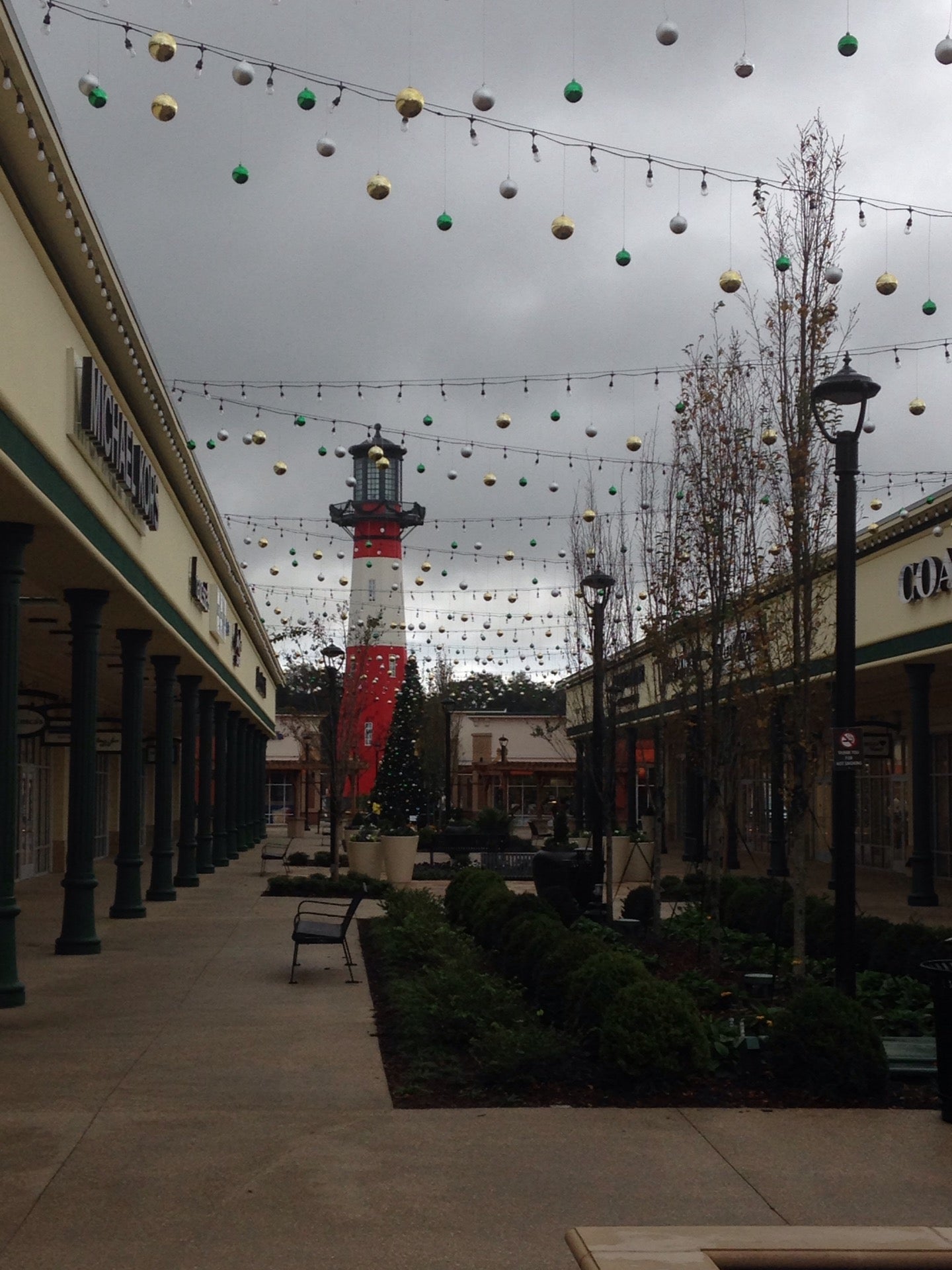 Tanger Outlets Savannah, 200 Tanger Outlets Blvd, Pooler, GA, Gifts ...