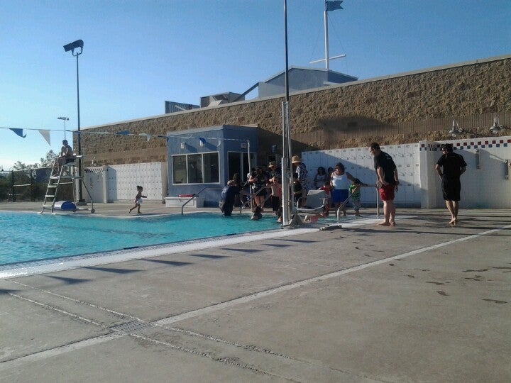 Marie Kerr Park, 39700 30th St W, Palmdale, CA, Swimming Pools Public ...