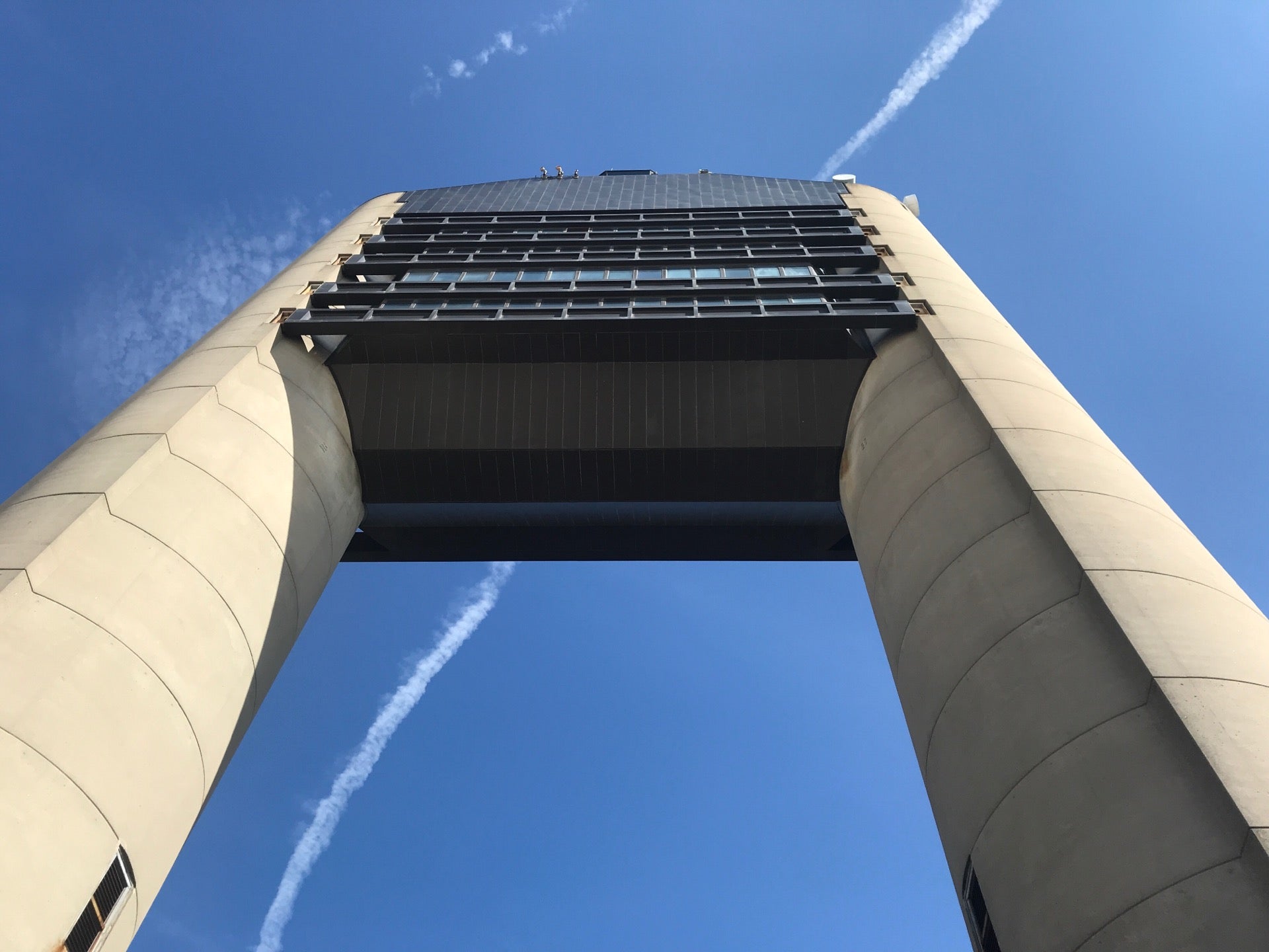 Air Traffic Control Tower, Boston, MA, Office Buildings & Parks - MapQuest