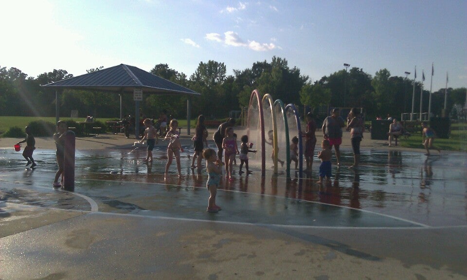 Dracut, MA Map & Directions - MapQuest