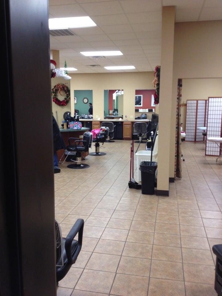 Enid Beauty College, 3905 S La Mesa Dr, Enid, OK, Manicurists - MapQuest