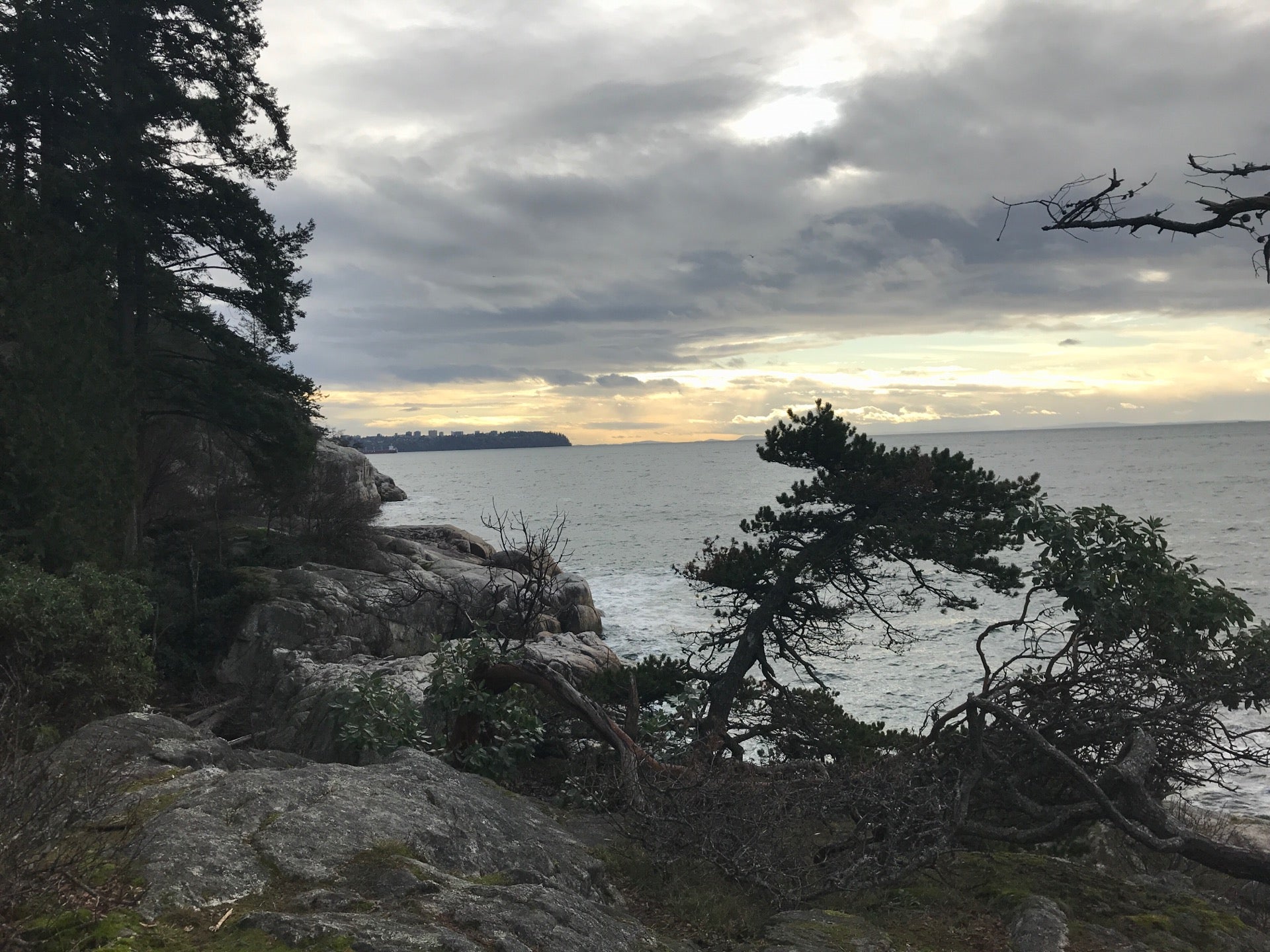 Jack Pine Point, West Vancouver, BC, Landmark - MapQuest