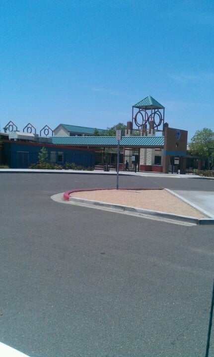 Camelback High School, 4612 N 28th St, Phoenix, AZ - MapQuest