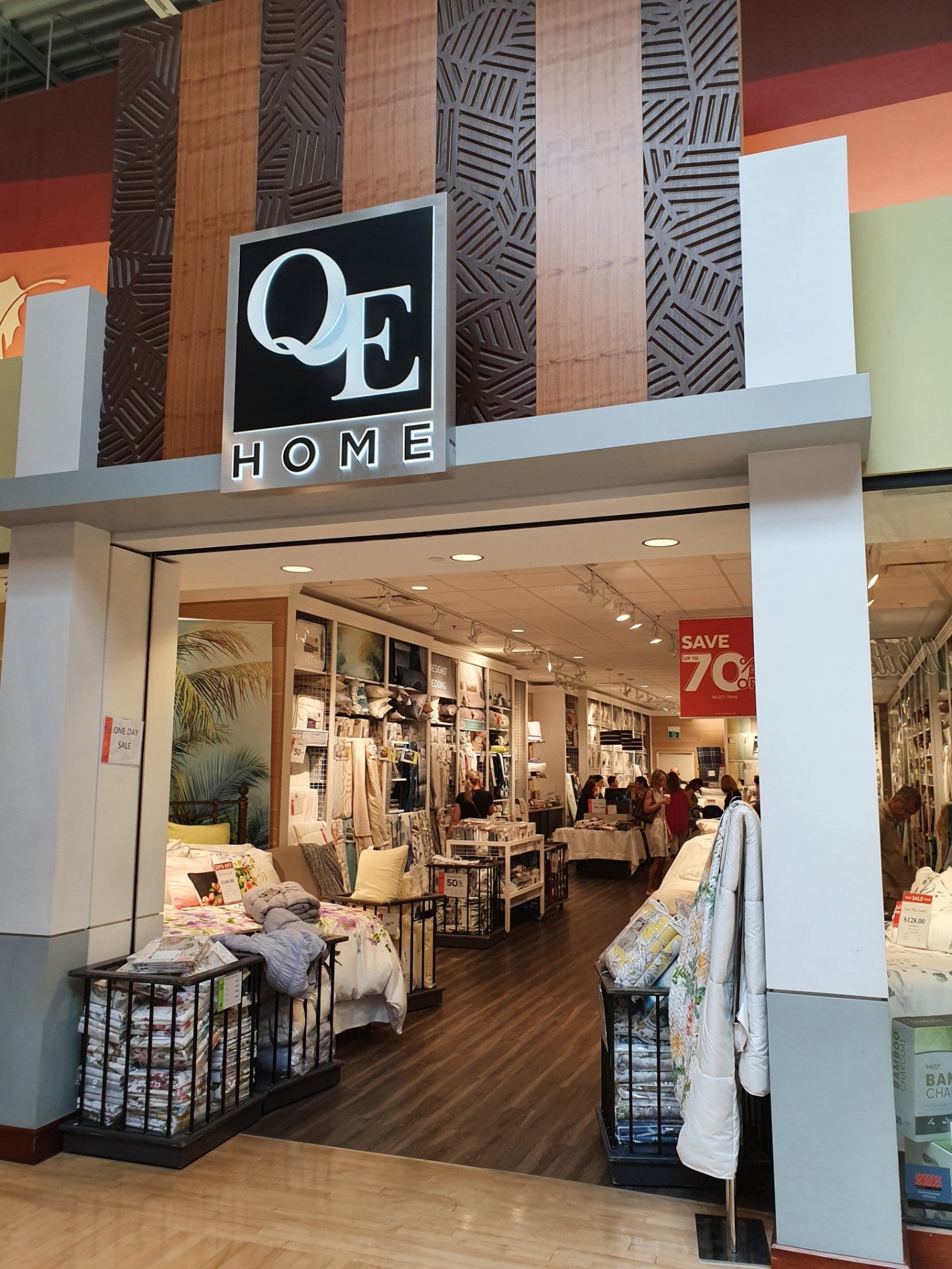 Hugo boss vaughan mills phone number store