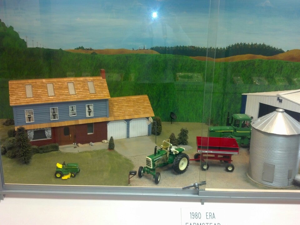 Epworth, IA Map & Directions - MapQuest