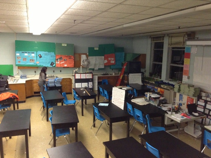 Hyattsville Middle School, 6001 42nd Ave, Hyattsville, MD - MapQuest