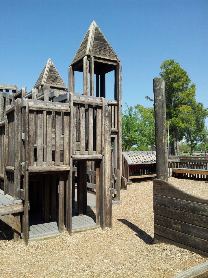 Reaves Park, 2501 S Jenkins Ave, Norman, OK - MapQuest