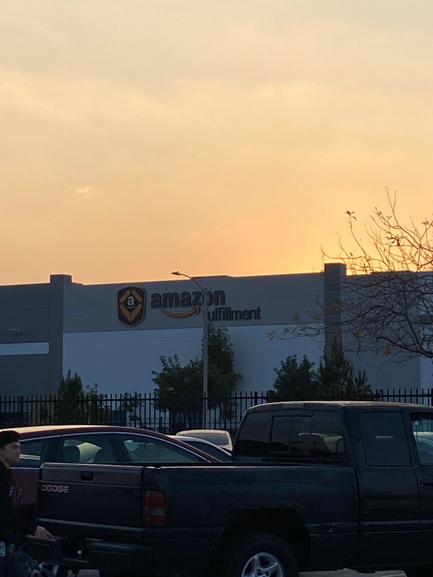 Amazon Fulfillment Center, 24300 Nandina Ave, Moreno Valley, CA ...