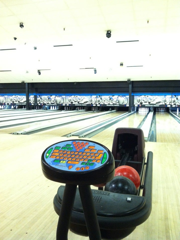 Freeway Lanes of Parma, 12859 Brookpark Rd, Cleveland, OH - MapQuest