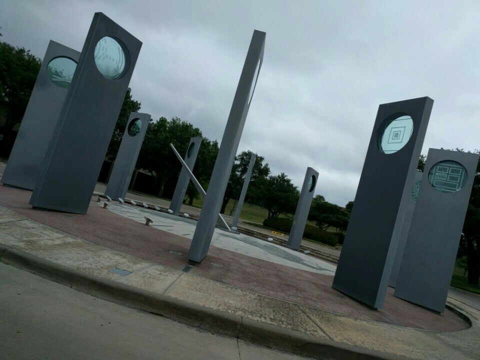 TI South Campus: C Wing, 12500 T I Blvd, Dallas, TX, Office & Desk ...