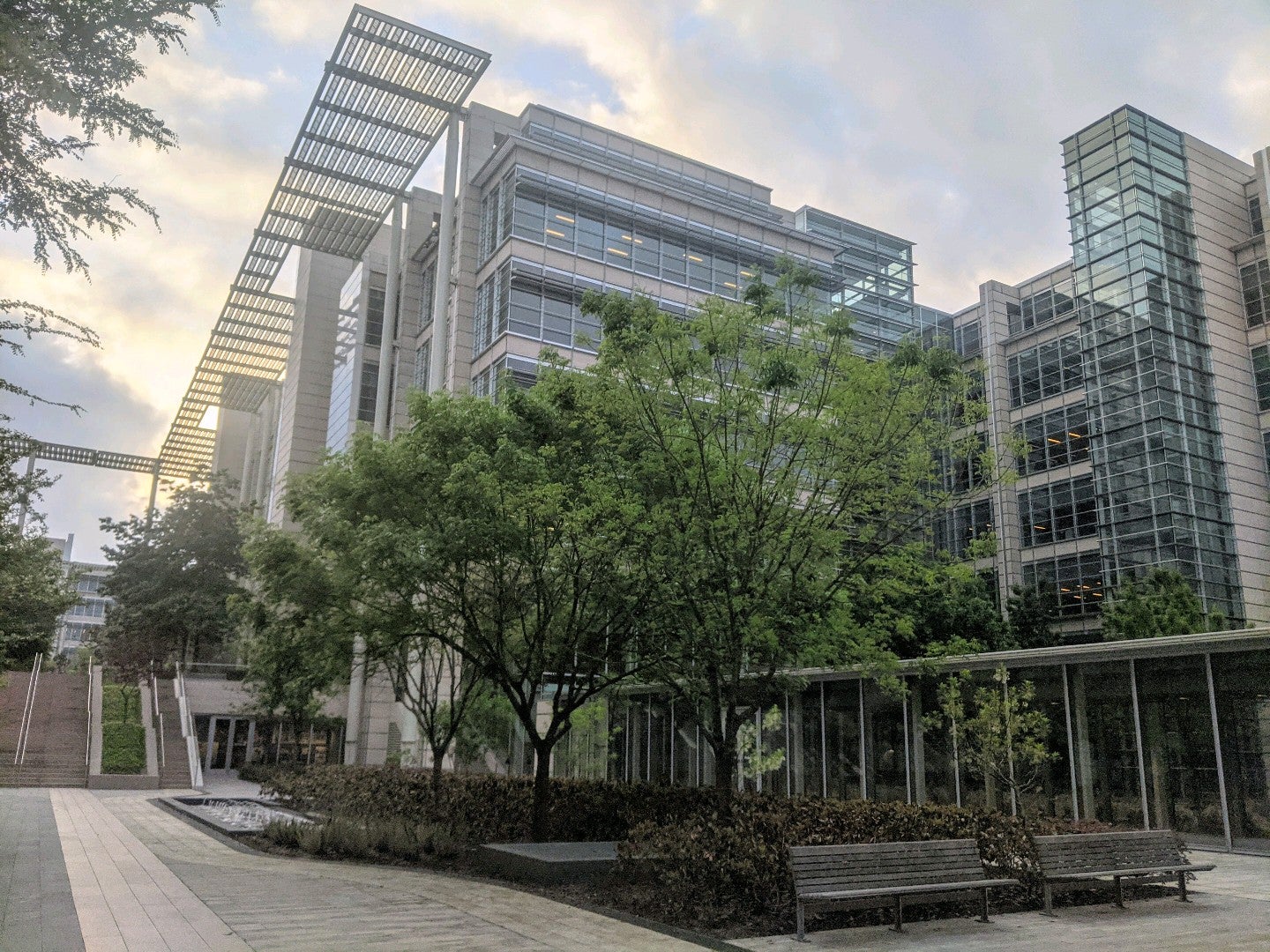 Exxonmobil Houston Campus-Nature Parking Garage, 22777 Springwoods ...