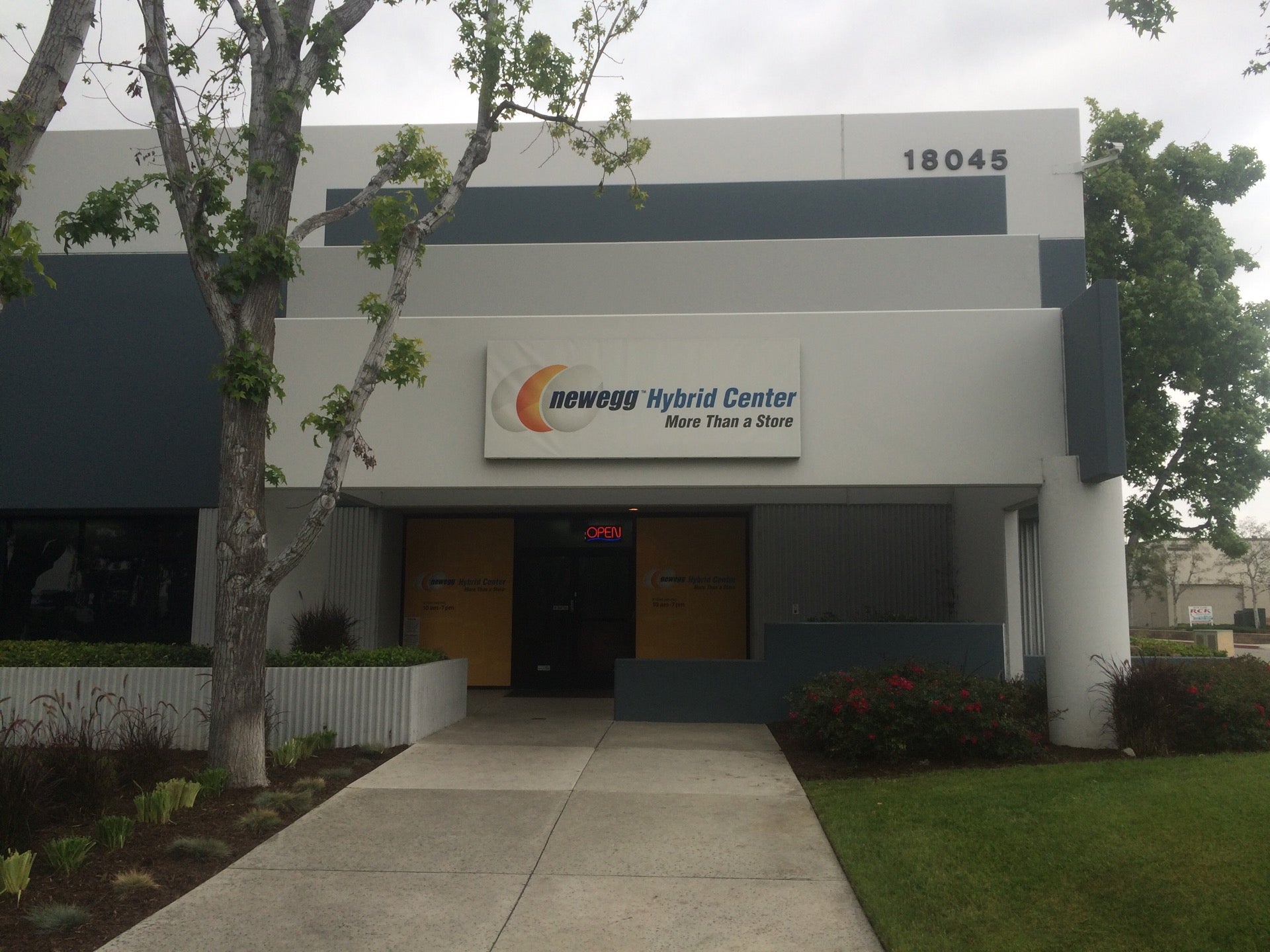 Newegg Inc, 18045 Rowland St, City Of Industry, CA, Electronic ...