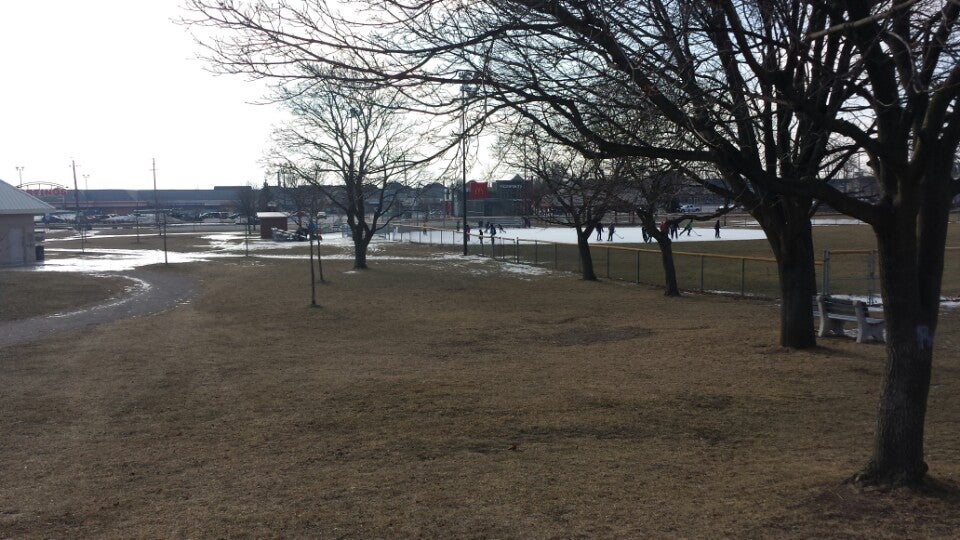 Waterdown Memorial Park, Hamilton St N, Waterdown, ON - MapQuest