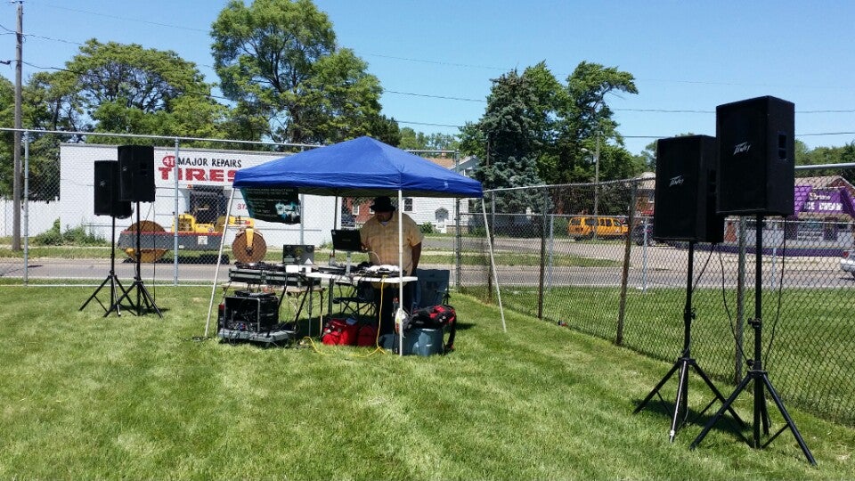 Pershing High School, 18875 Ryan Rd, Detroit, MI, Schools - MapQuest