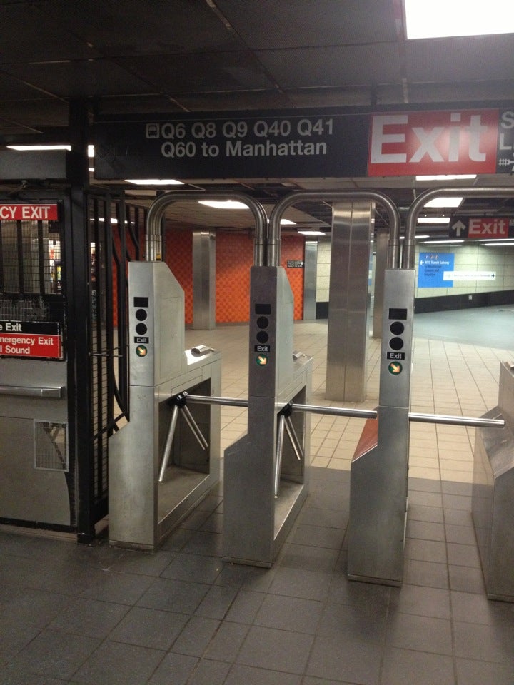 MTA - Jamaica Center Parsons/Archer Subway Station, Parsons Blvd ...