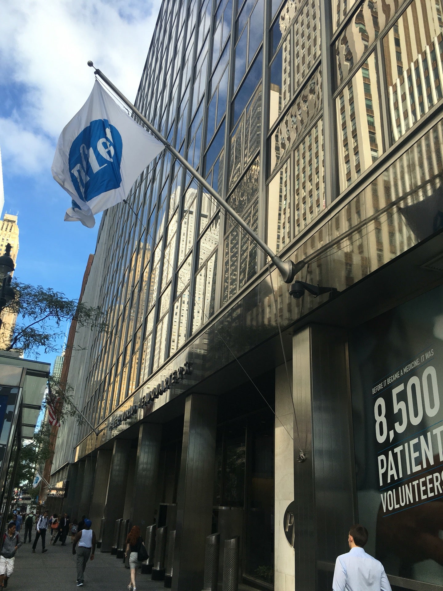 Pfizer Inc, 235 E 42nd St, New York, NY, Restaurants - MapQuest