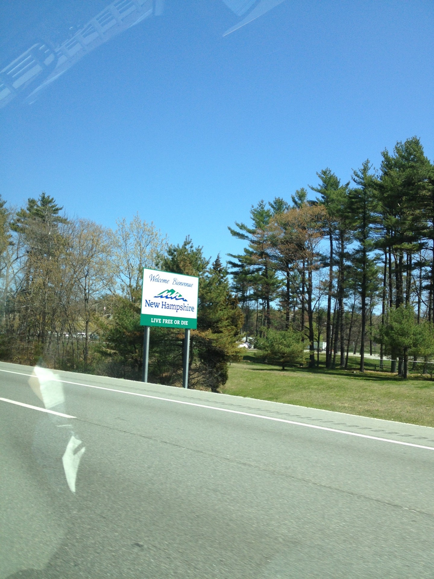 Welcome To New Hampshire Sign, Seabrook, NH, Landmark - MapQuest