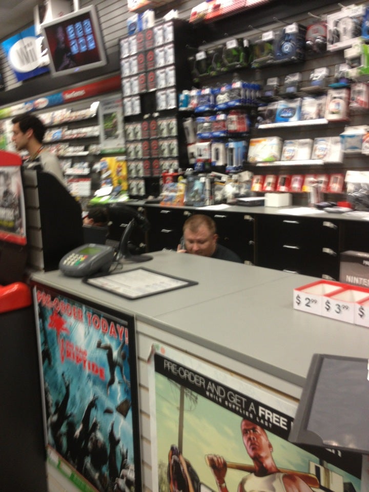 Gamestop Counter