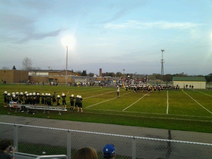 Pierce Middle School, 5145 Hatchery Rd, Waterford Twp, MI, Schools ...