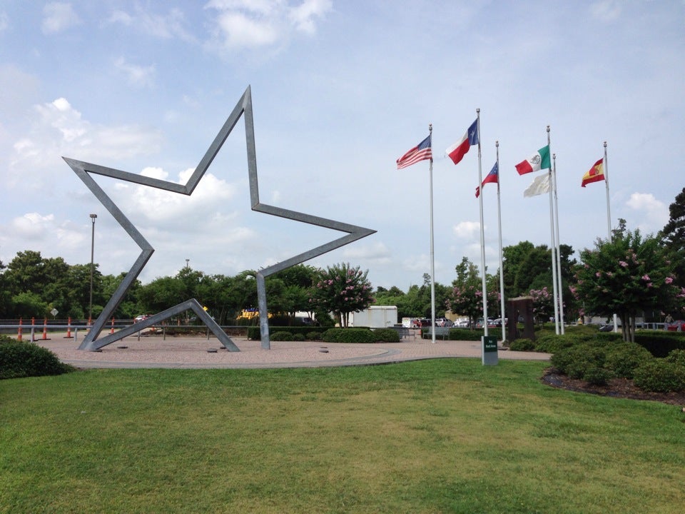 Texas Welcome Center, Orange, TX, Truck Stops & Plazas - MapQuest