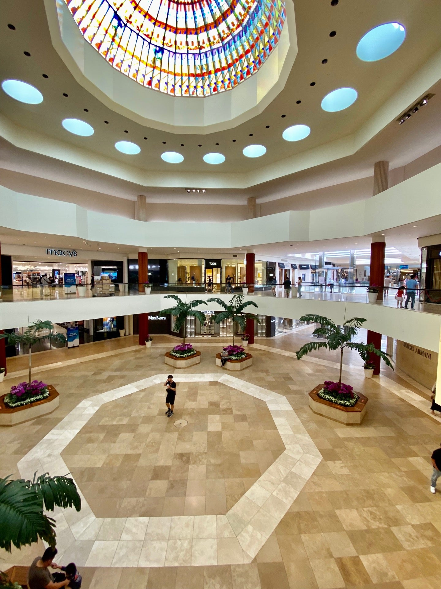 Apple south coast plaza store