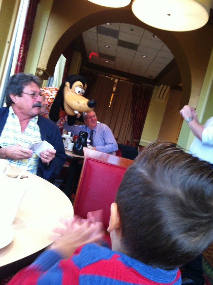Disney Character Breakfast, 1850 Hotel Plaza Blvd, Orlando, FL, Eating ...