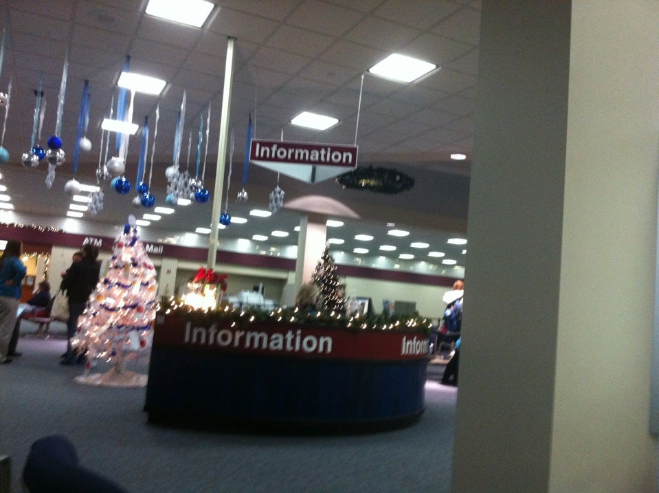 The Eastern Iowa Airport (CID), 2121 Arthur Collins Pkwy SW, Cedar ...