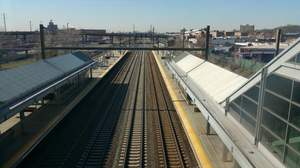 Newark Liberty International Airport (EWR), 10 Toler Pl, Newark, NJ ...